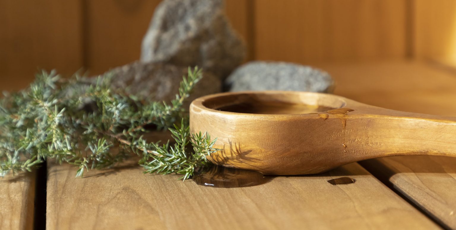 Der Aufguss: Ablauf und Wirkung der Saunazeremonie - Sauna, Wellness, Beauty & Spa | Köln Bonn ...